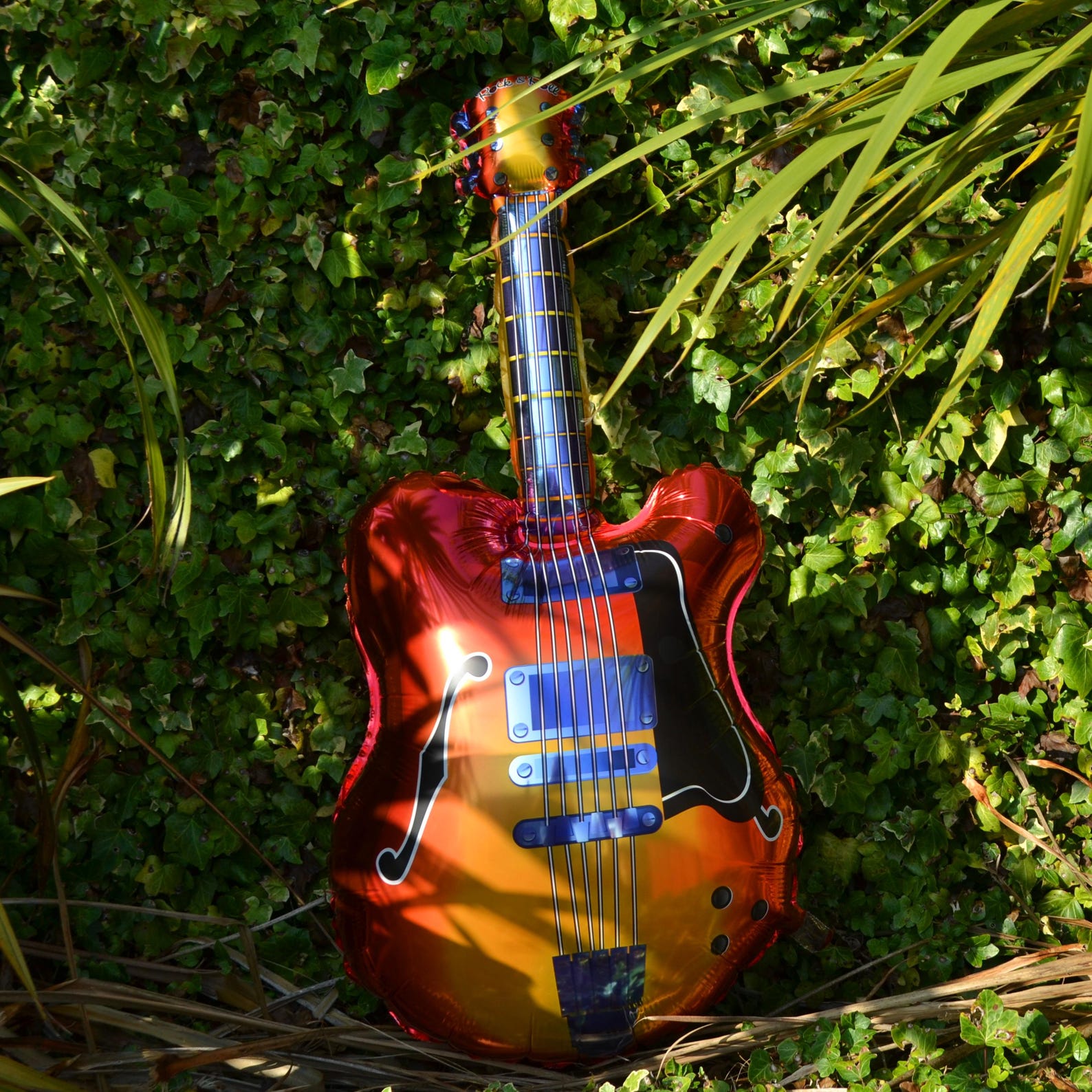 Electric Guitar Balloon, Guitar Balloon, Rock & Roll Party, Supersize ...