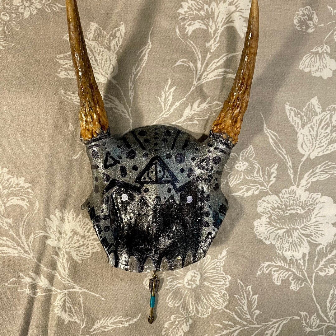 Painted Deer Skull With Sigils Wall Hanging - Etsy