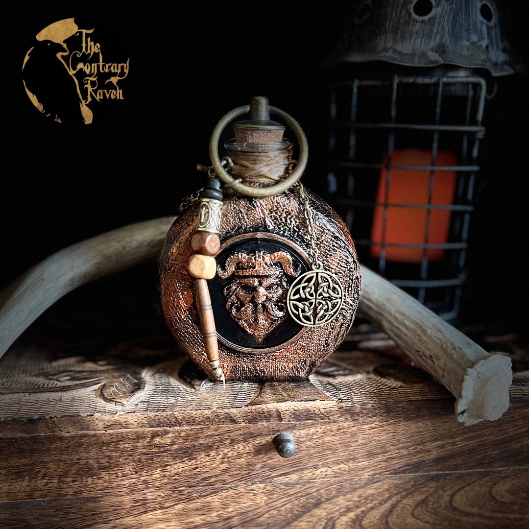 Viking Flask: Norse Bearded Head, Vegvisir Decor - Etsy