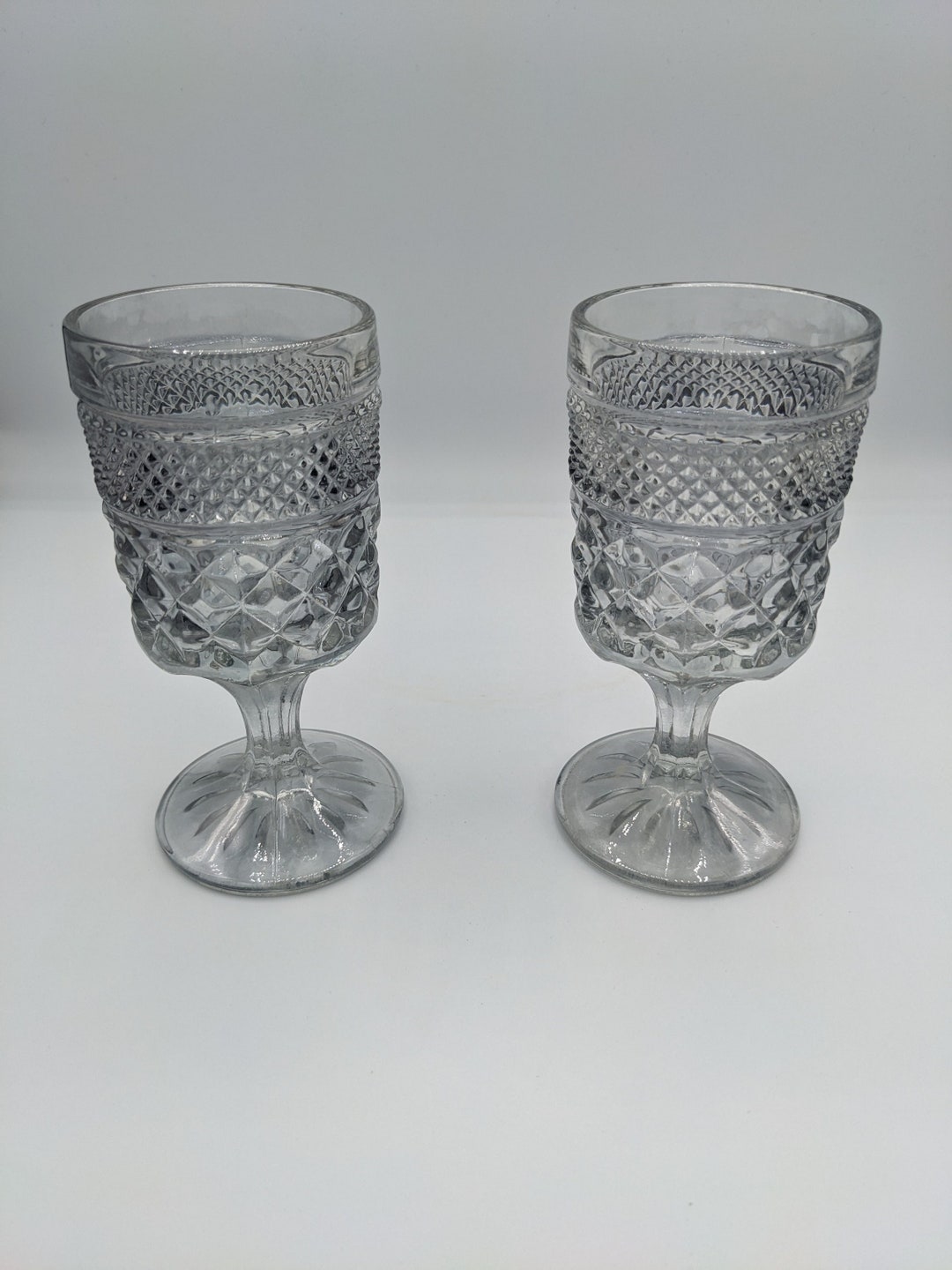 Anchor Hocking Wexford Smoke Glass Small Goblets, Set of 2 - Etsy