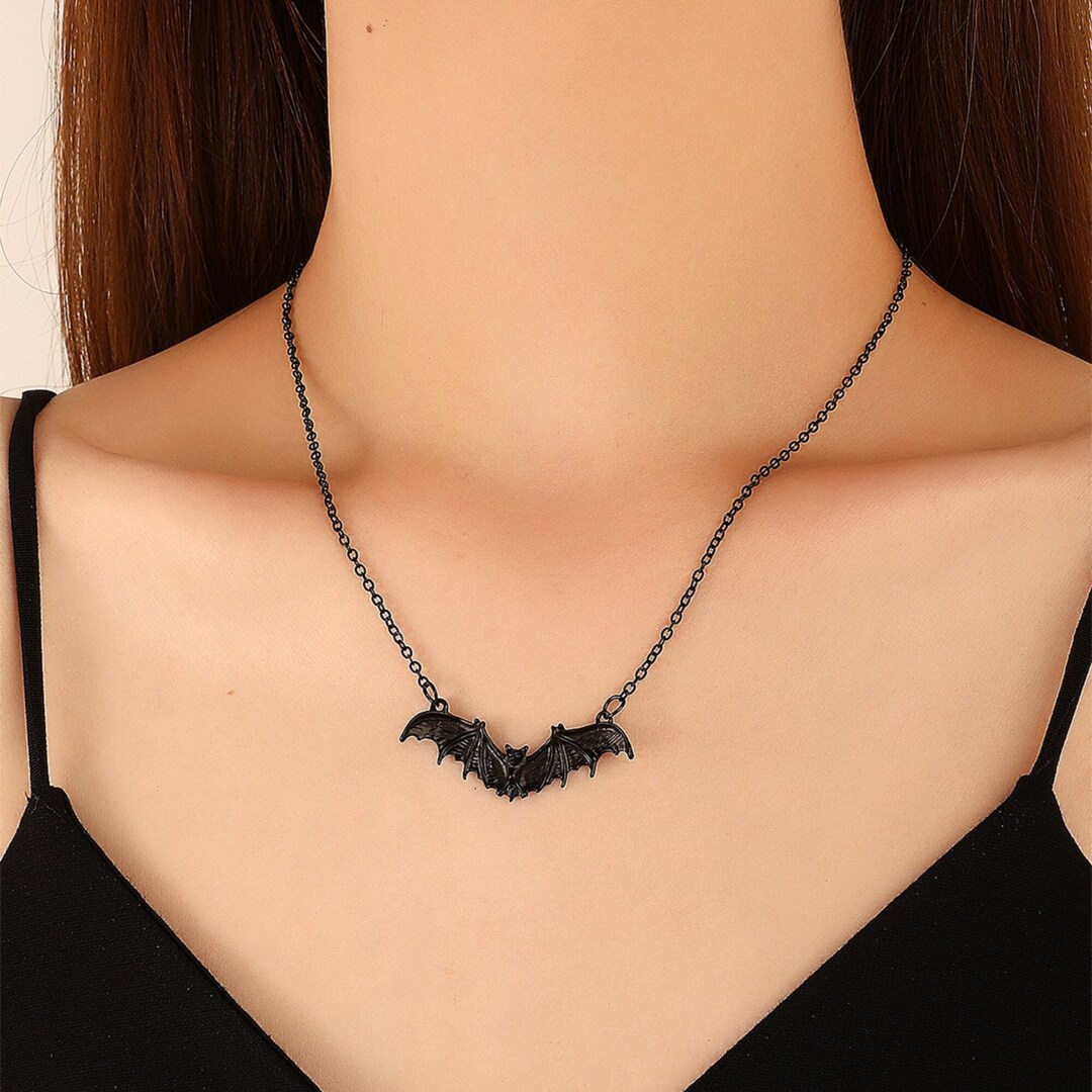 Black Bat Necklace, Gothic Bat Necklace, Halloween Necklace, Vampire ...