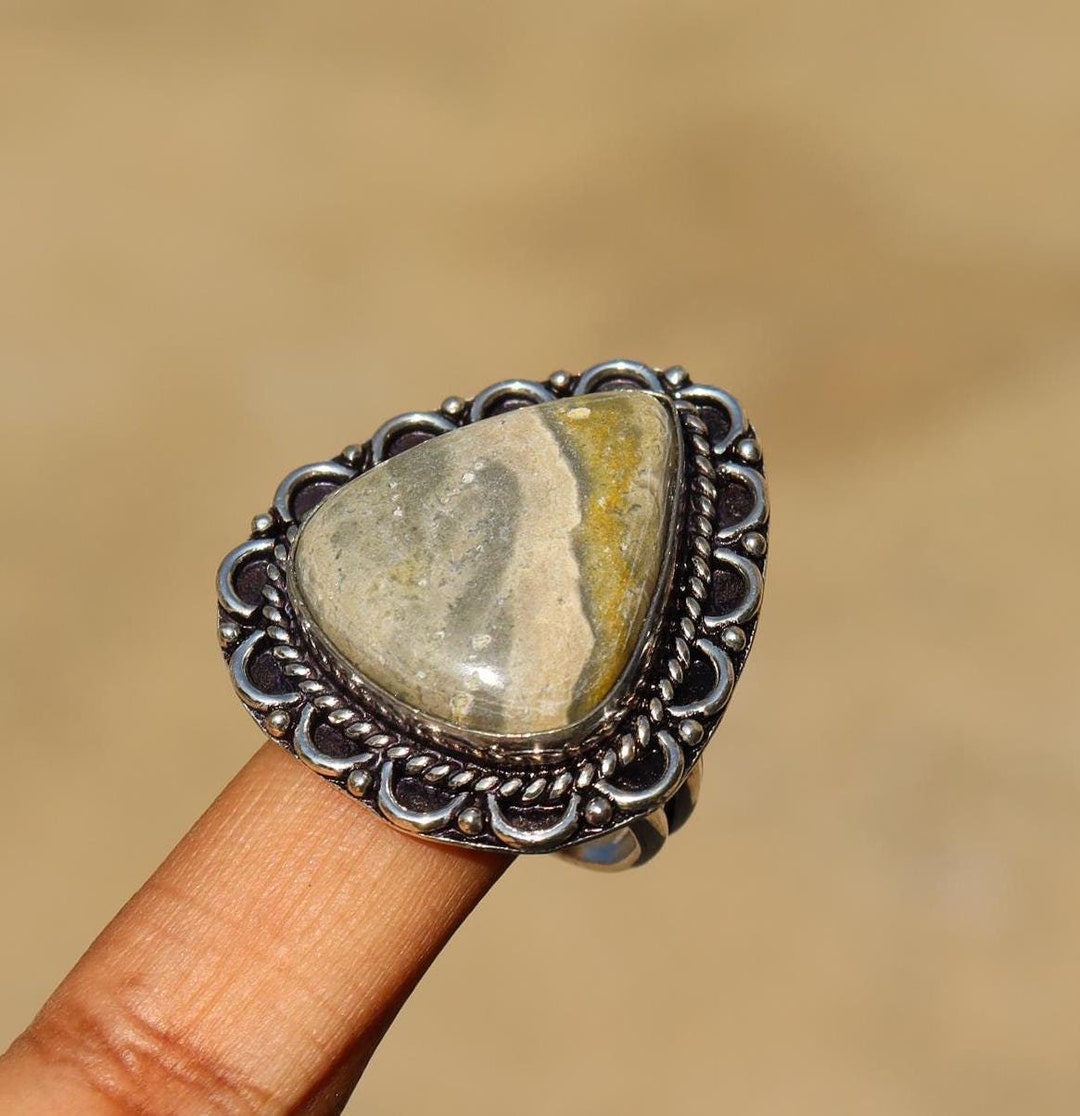 Gorgeous Serpentine Ring/ Teardrop Serpentine Ring/ 9 US Size Statement ...