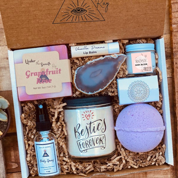 Best Friend Gift Box - 60+ Gift Ideas for 2023