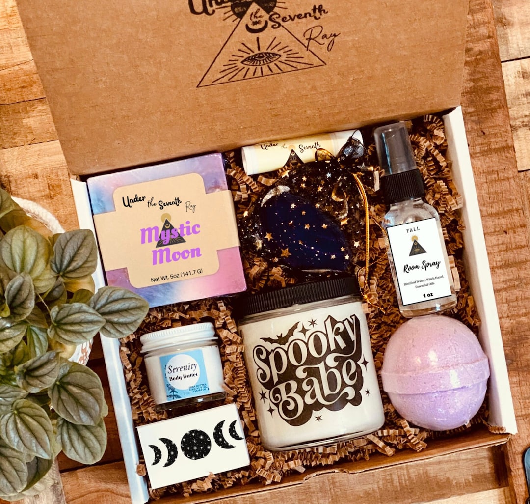 Spooky Babe Spa Gift Set - for Her - Halloween Gift - Gift for Witches ...