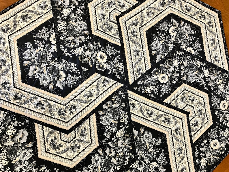 TRIANGLE FRENZY HEXAGON - Etsy