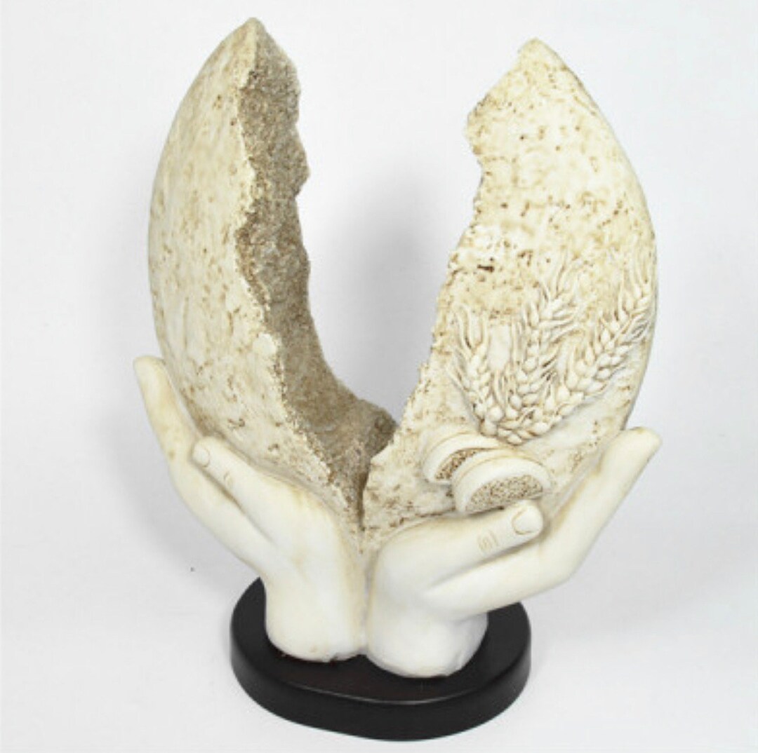 Holy Communion Eucharist Bread Statue | Religious Statue | Holy ...