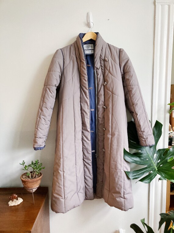 Chill Chasers Vintage 70s Long Winter Coat (M) - Gem