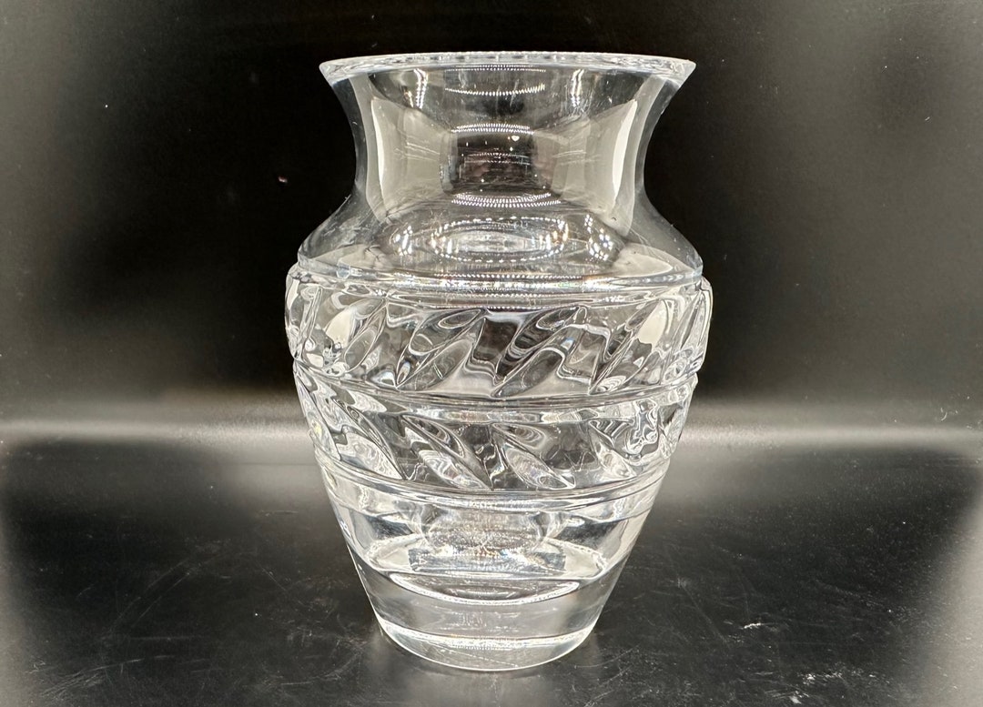 Stunning Miller Rogaska Crystal Vase, Stunning Art Glass With Leaf ...