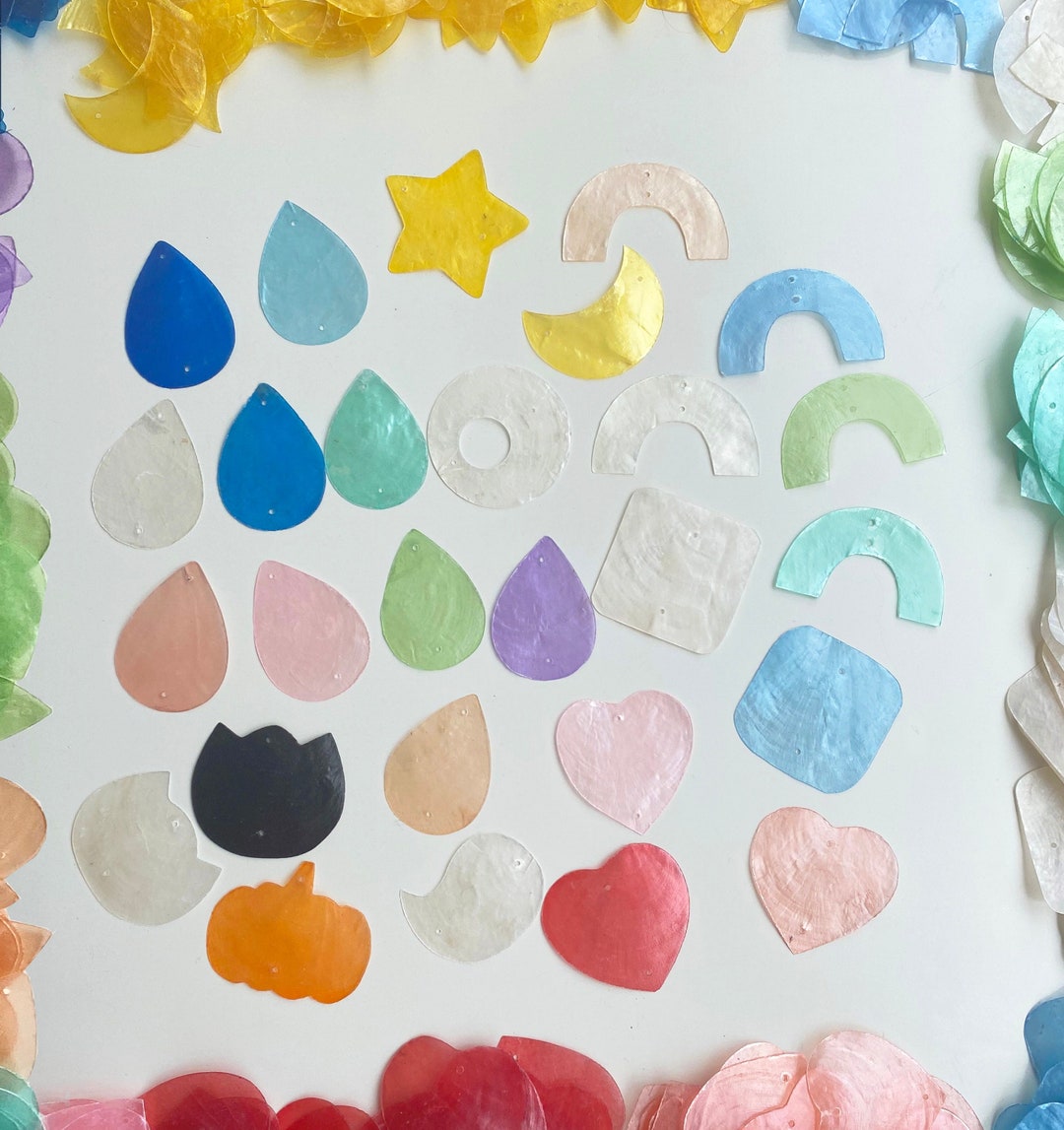 10 Capiz Shells SHAPES 2 5cm With 2 Holes in Colors, DIY Craft Supplies ...