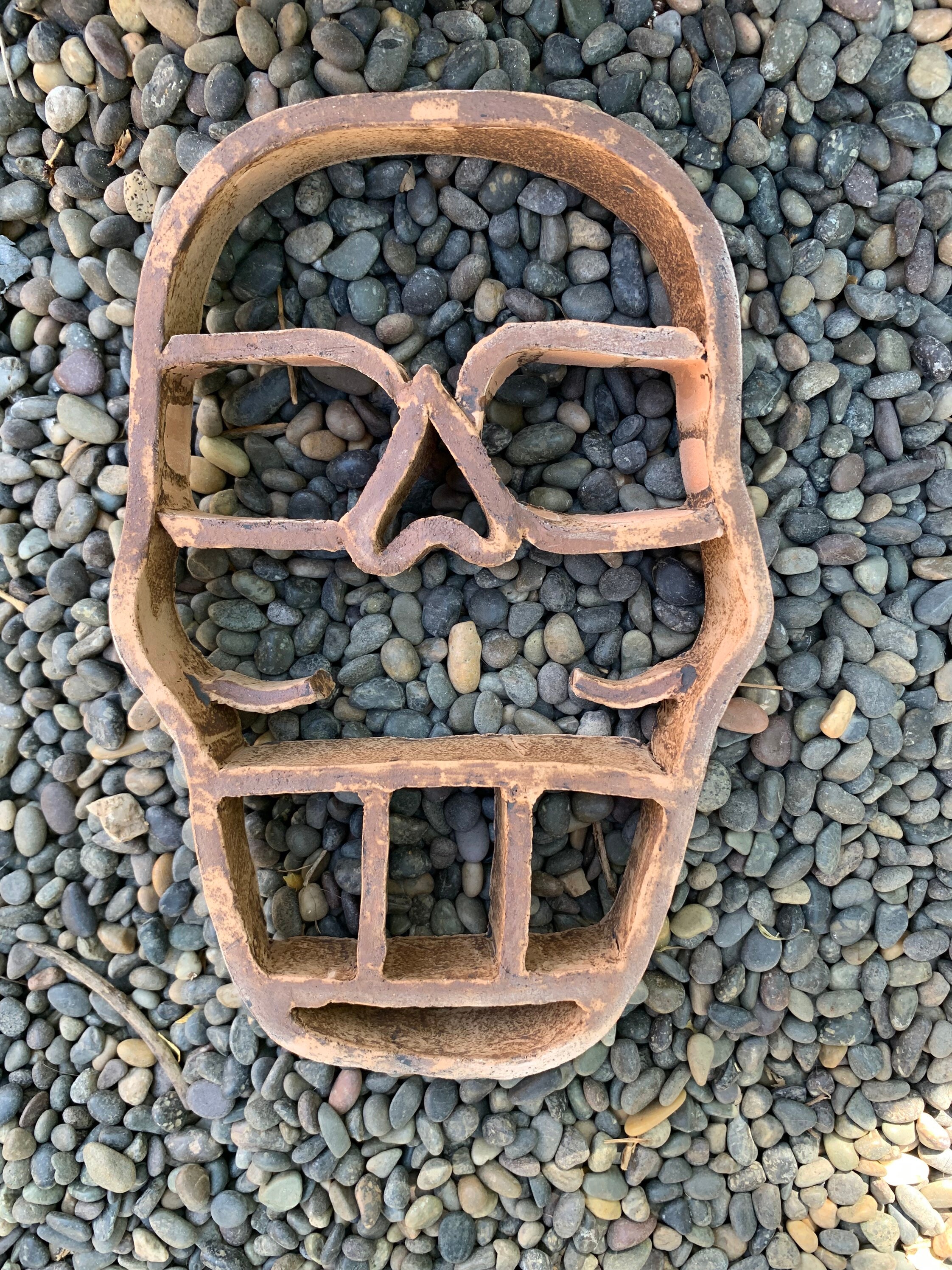 Ceramic Skull Display Case - Etsy