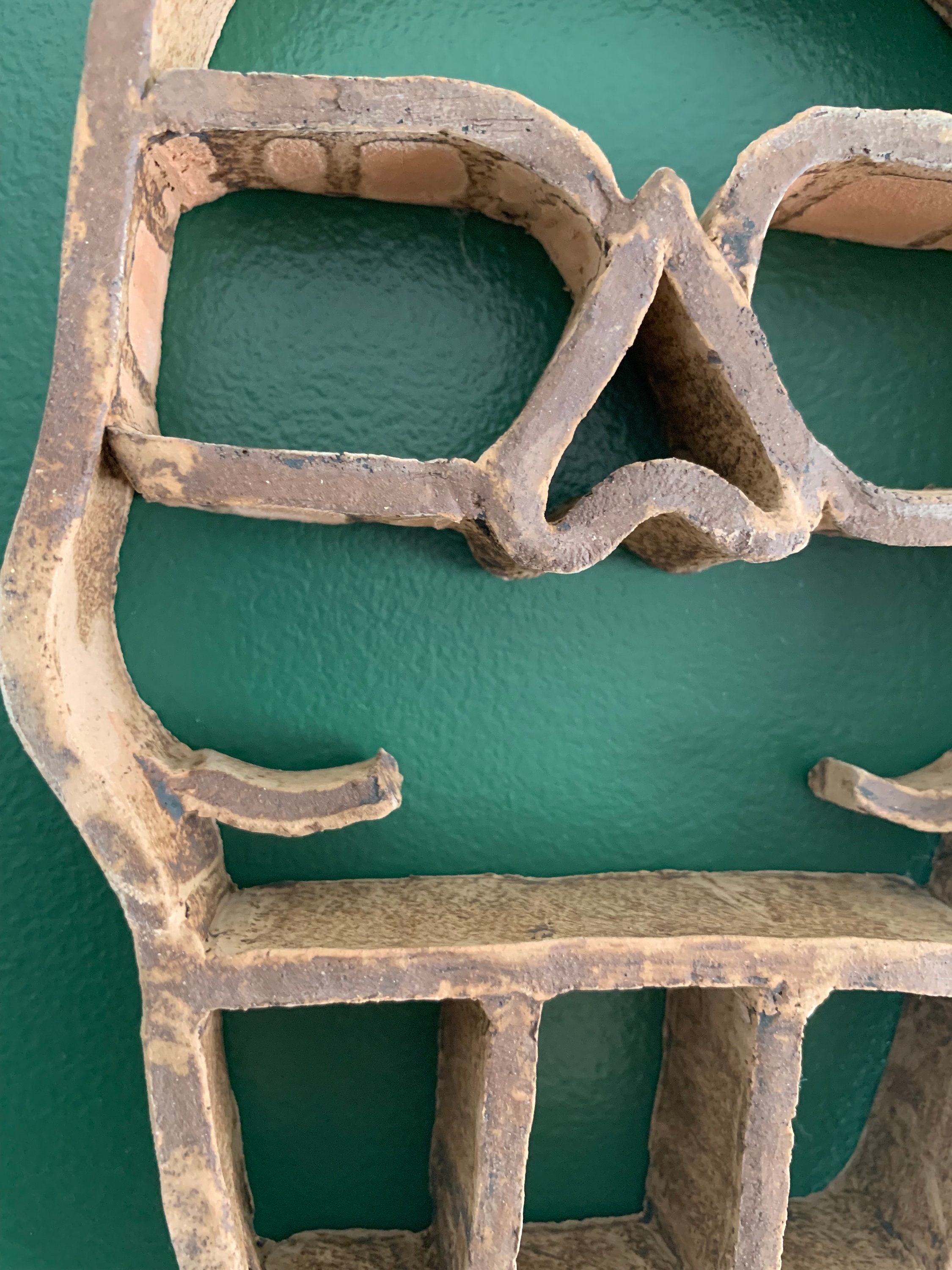 Ceramic Skull Display Case - Etsy