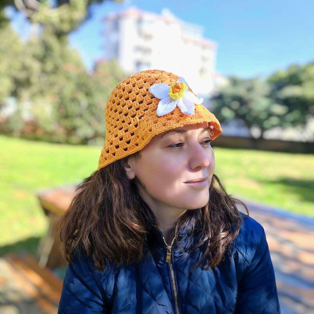 Daffodil Hat Knit, Present Ideas, Birthflower Gift, Birth Flower Gift ...