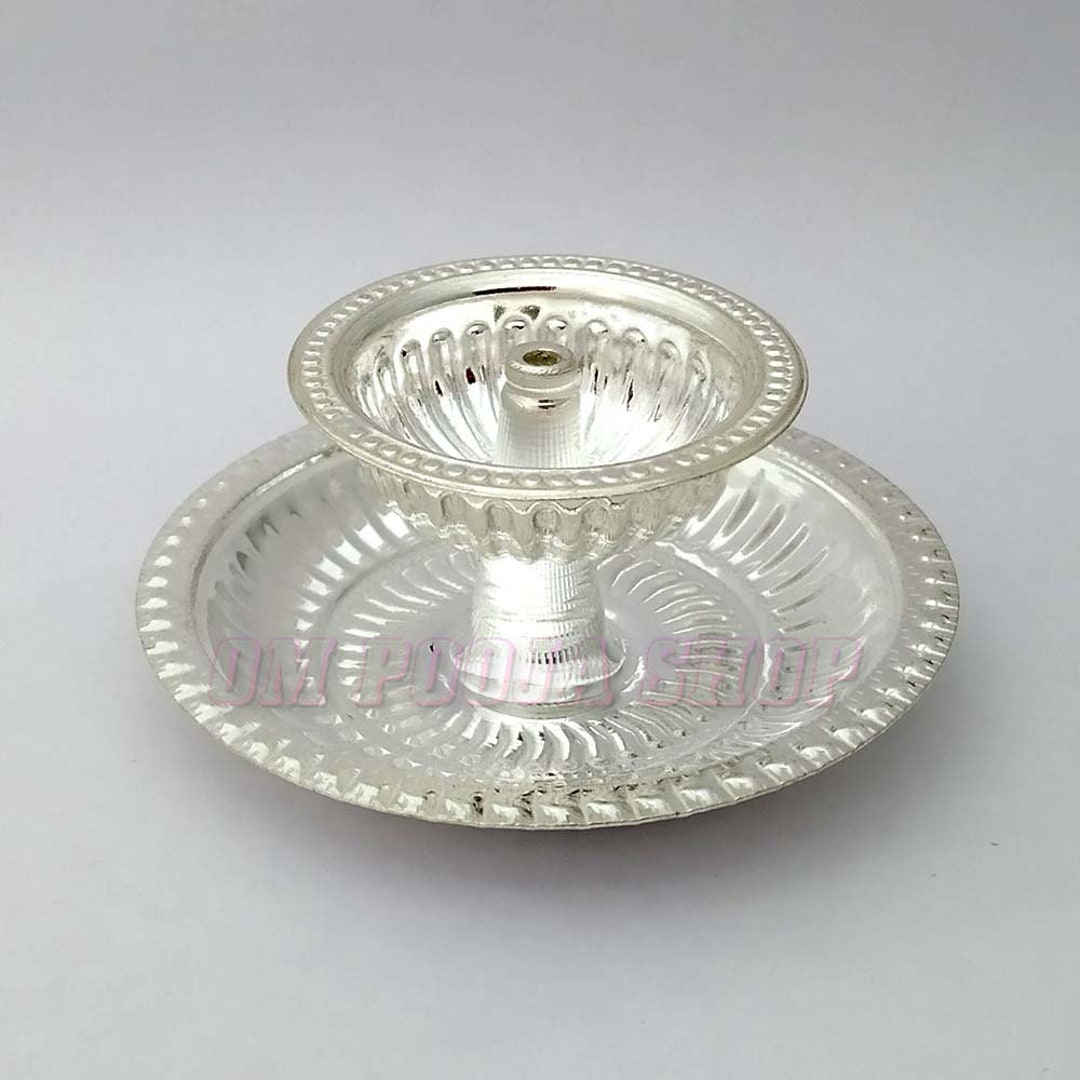 Pooja Gift Diya in Pure Silver Silver Home Temple Utensils, Silver Diya ...
