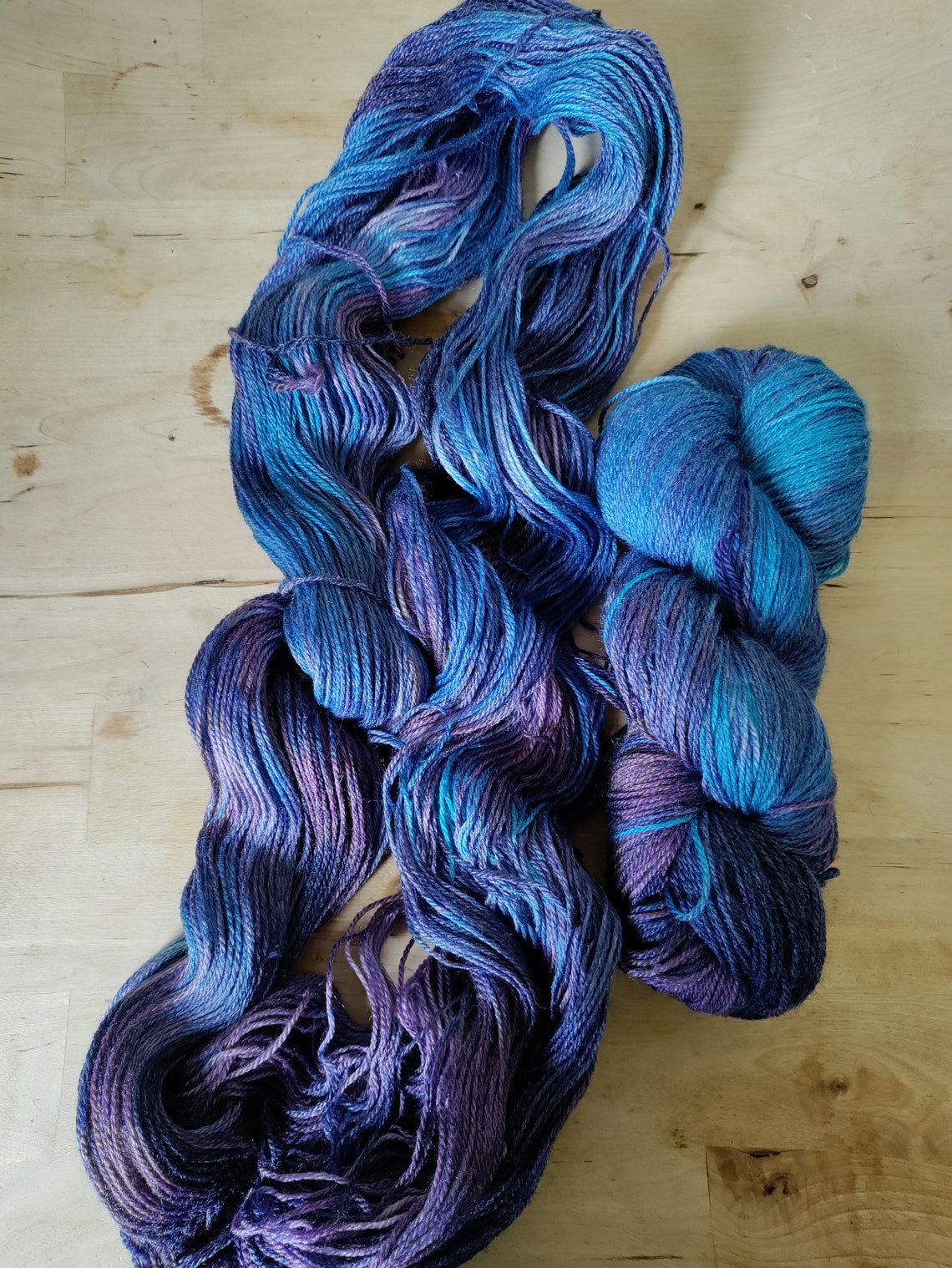 Hand Dyed Yarn - Princess Luna / Laine Teinte à La Main - Princesse ...