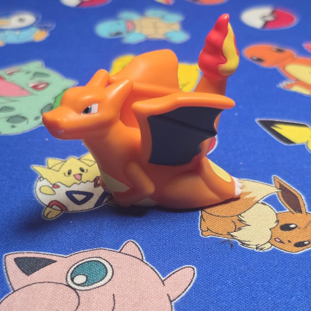 Pokemon Charizard Figure Finger Puppet 2022 Nintendo Bandai PVC Japan ...