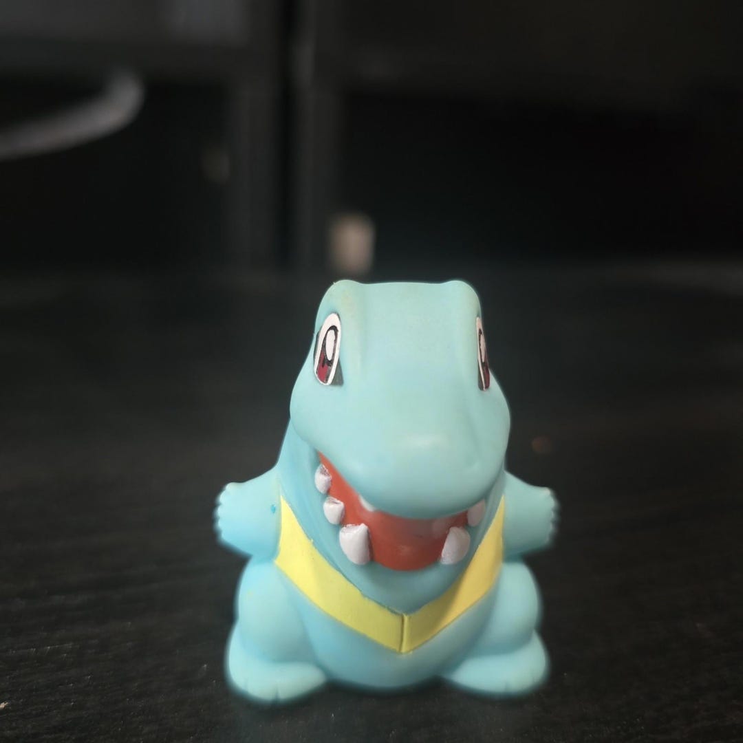 Pokemon Totodile Figure Finger Puppets 1999 Nintendo Bandai PVC Vintage ...
