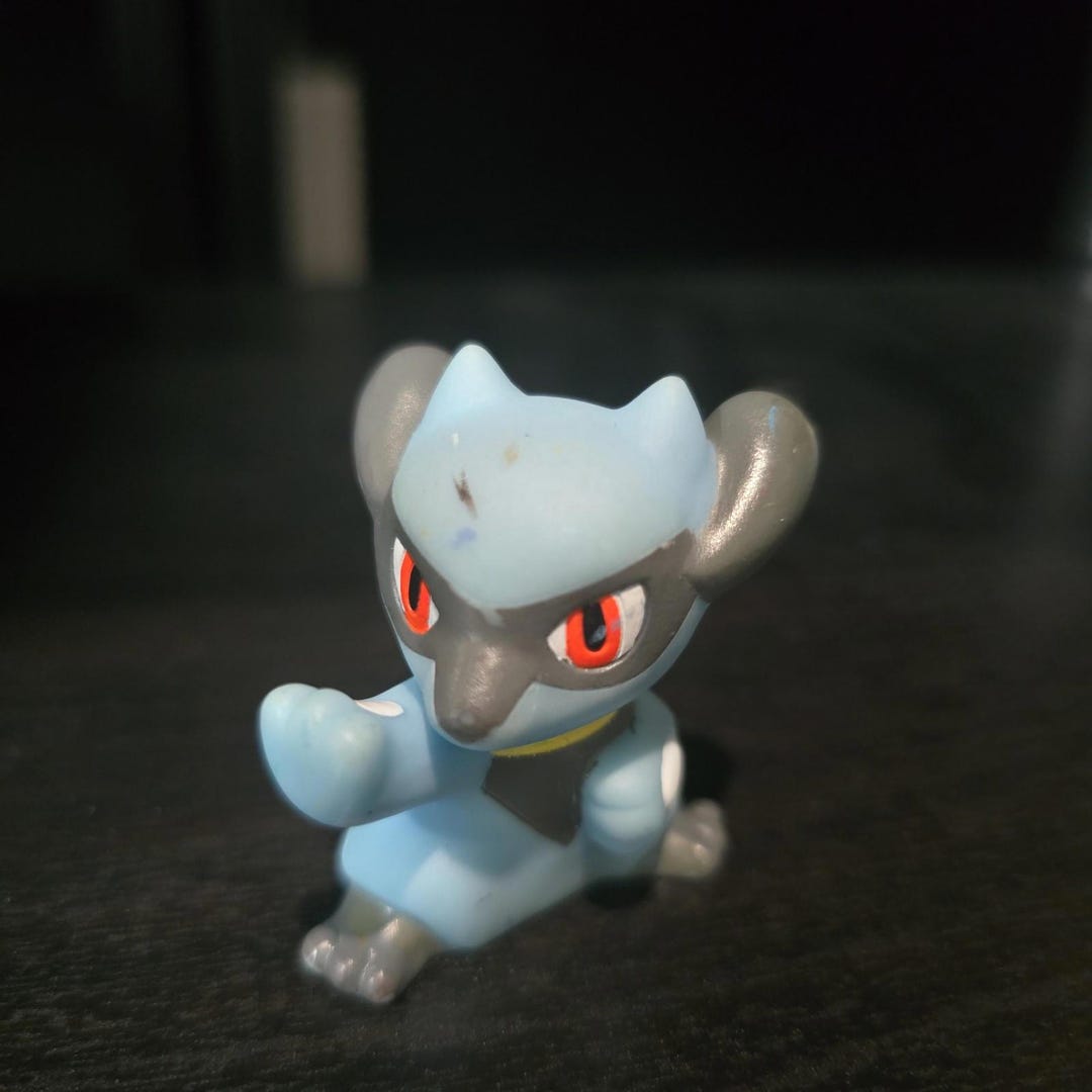 Pokemon Riolu Figure Finger Puppet 2008 Nintendo Bandai PVC Toy Japan ...