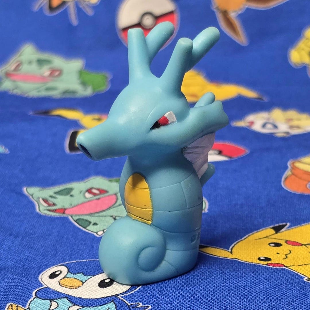 Pokemon Kingdra Figure Finger Puppet 2001 Nintendo Bandai PVC Japan USA ...