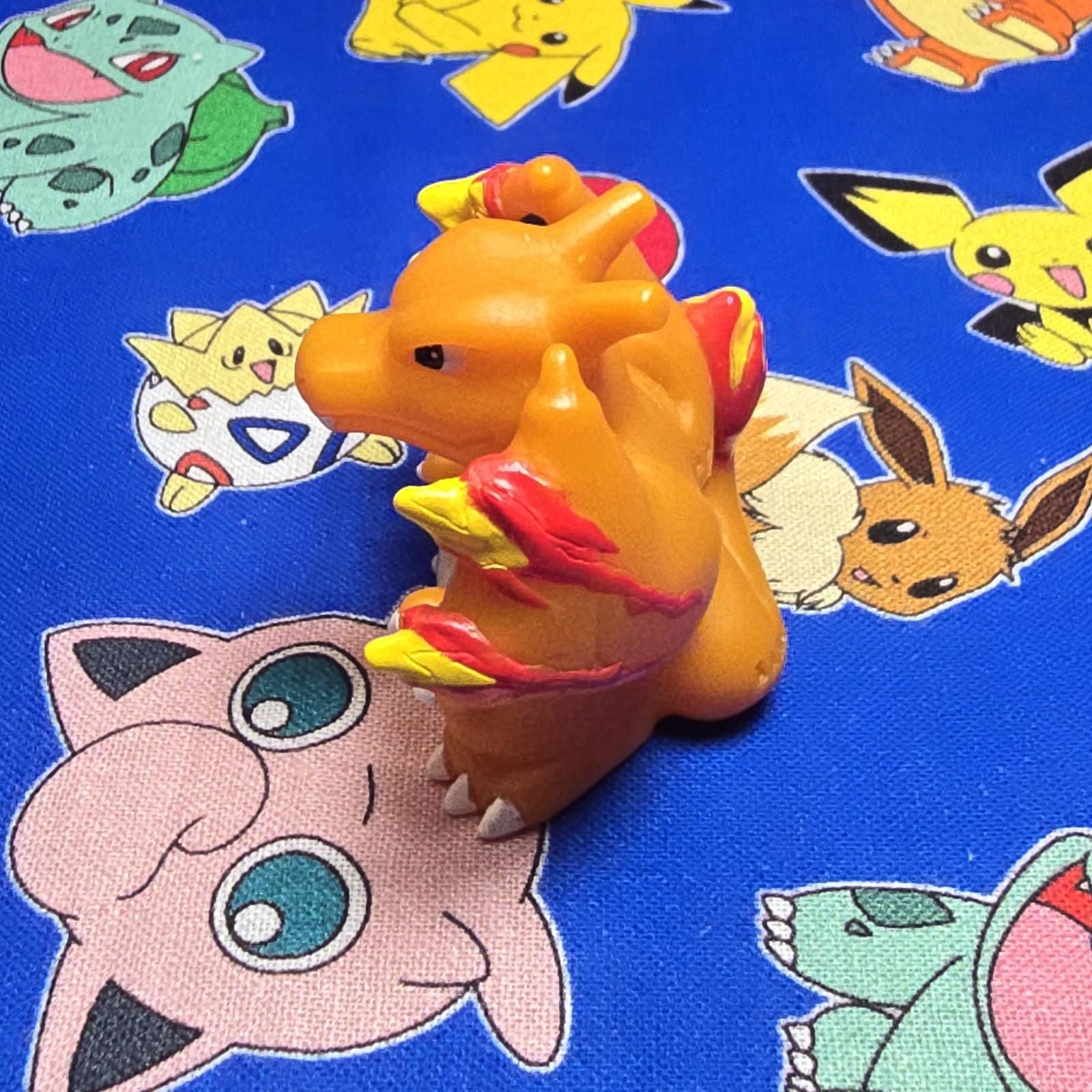 Pokemon Charizard Figure Finger Puppets 2010 Nintendo Bandai Japan USA ...