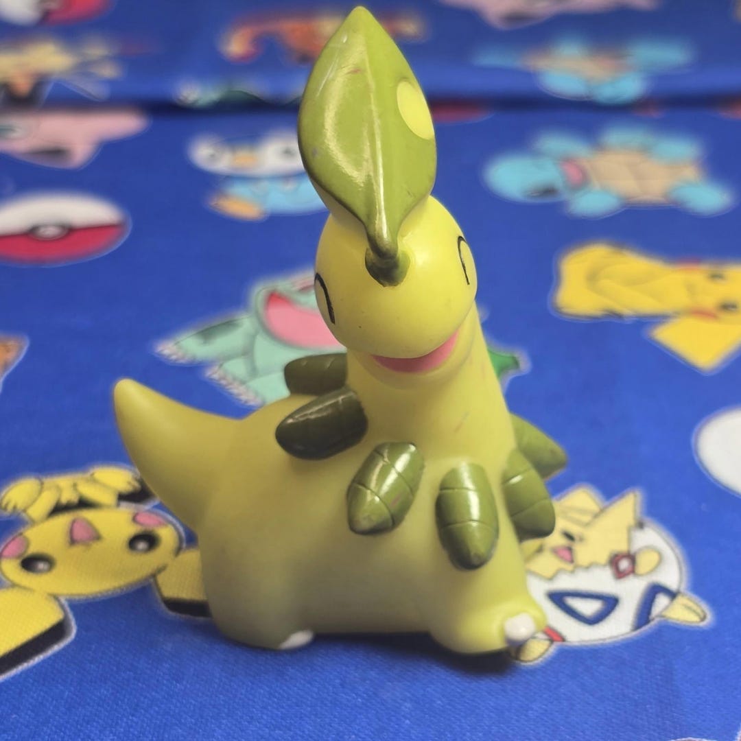 Pokemon Bayleef Figure Finger Puppet 2008 Nintendo Bandai PVC Japan USA ...