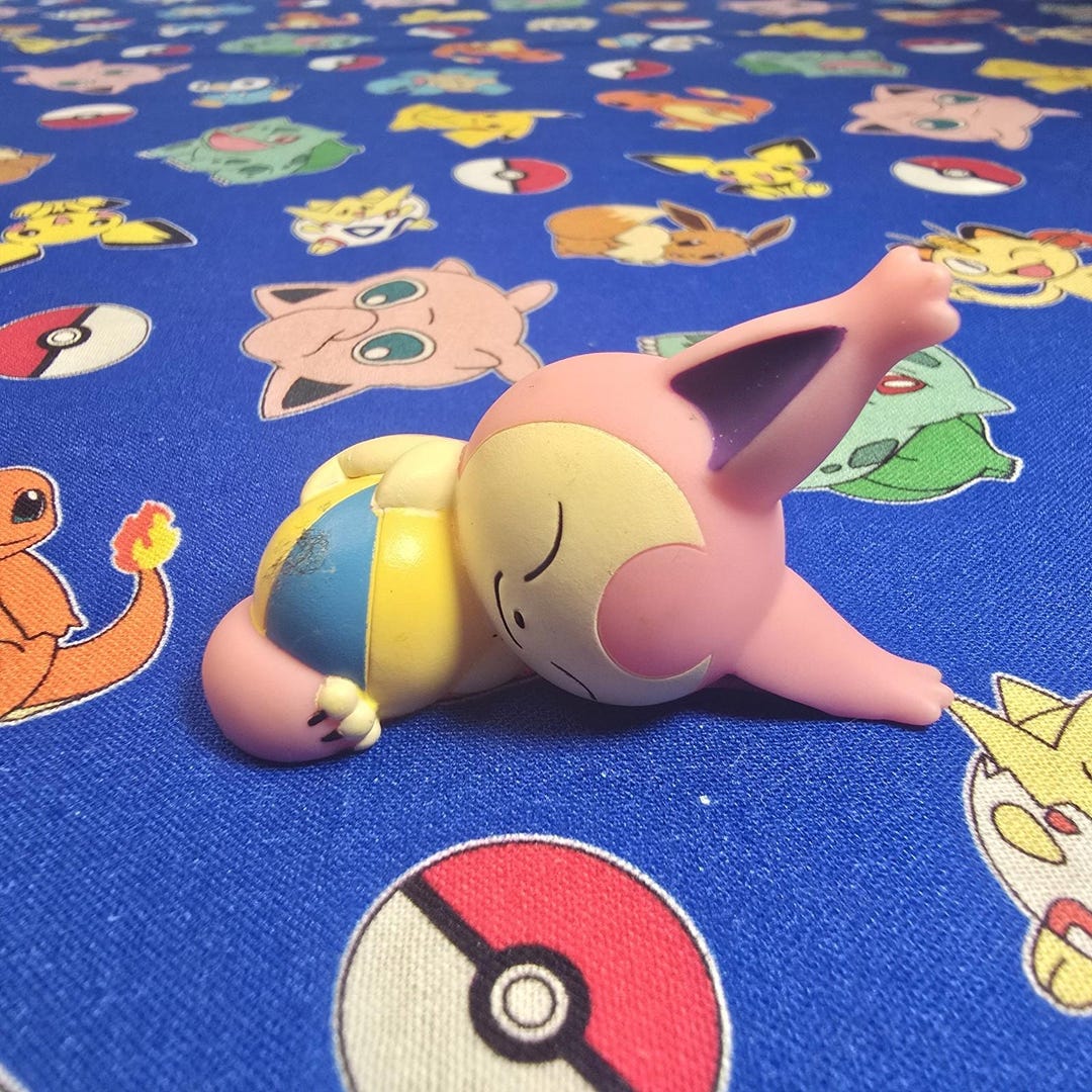 Pokemon Skitty Figure Finger Puppet 2006 Nintendo Bandai PVC Vintage ...