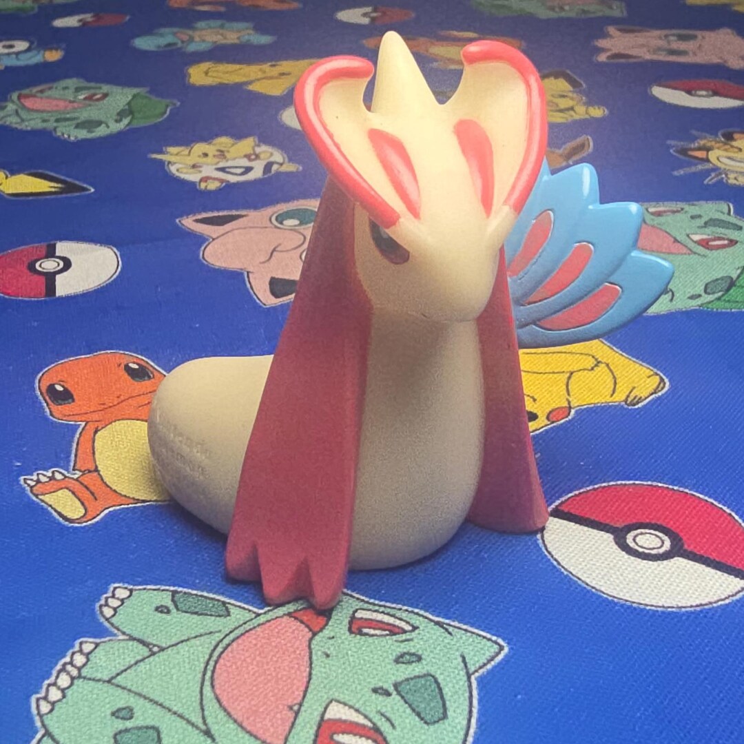 Pokemon Milotic Figure Finger Puppet 2004 Nintendo Bandai PVC Japan USA ...