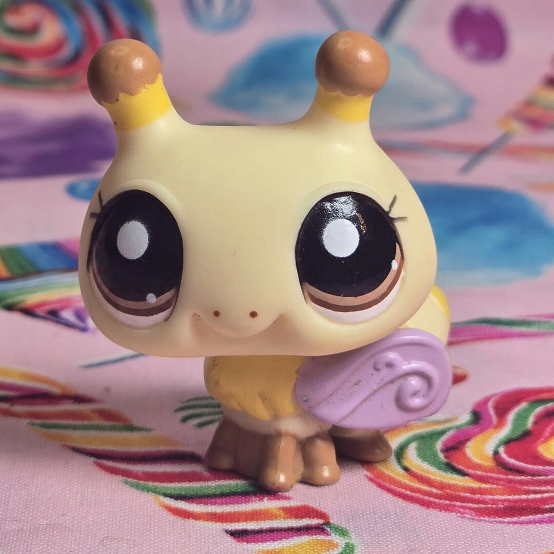 Littlest Pet Shop Authentic LPS #1987 Cream Yellow Tan Purple Bee Bug ...