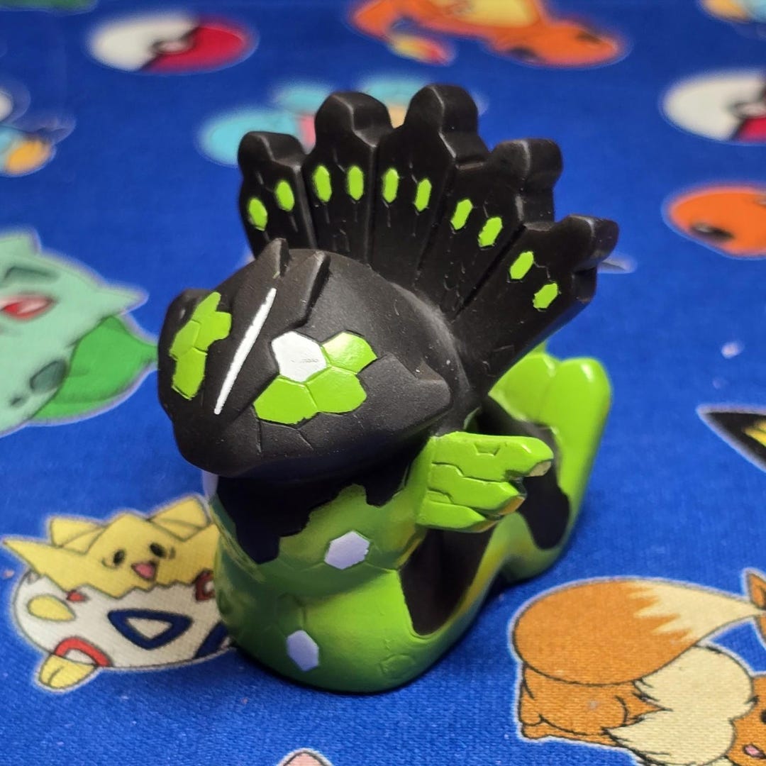 Pokemon Zygarde 50% Figure Finger Puppet 2014 Nintendo Bandai Japan USA ...