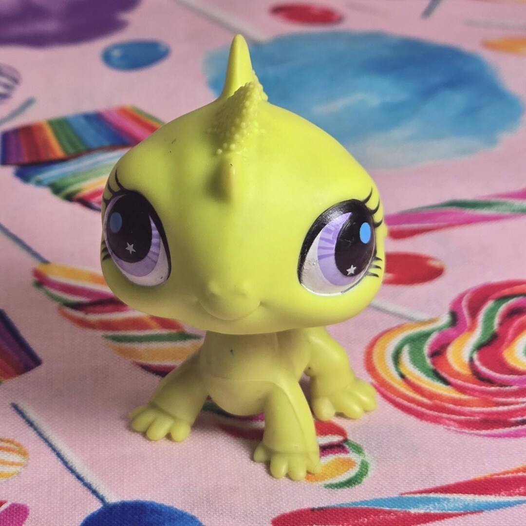 Littlest Pet Shop Authentic LPS #2781 Iguana Neon Green Purple Eyes ...