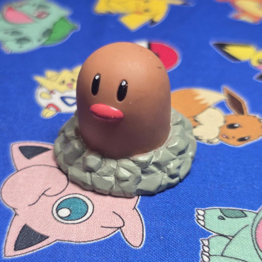 Pokemon Diglet Figure Finger Puppet 1997 Bandai Nintendo PVC Vintage ...