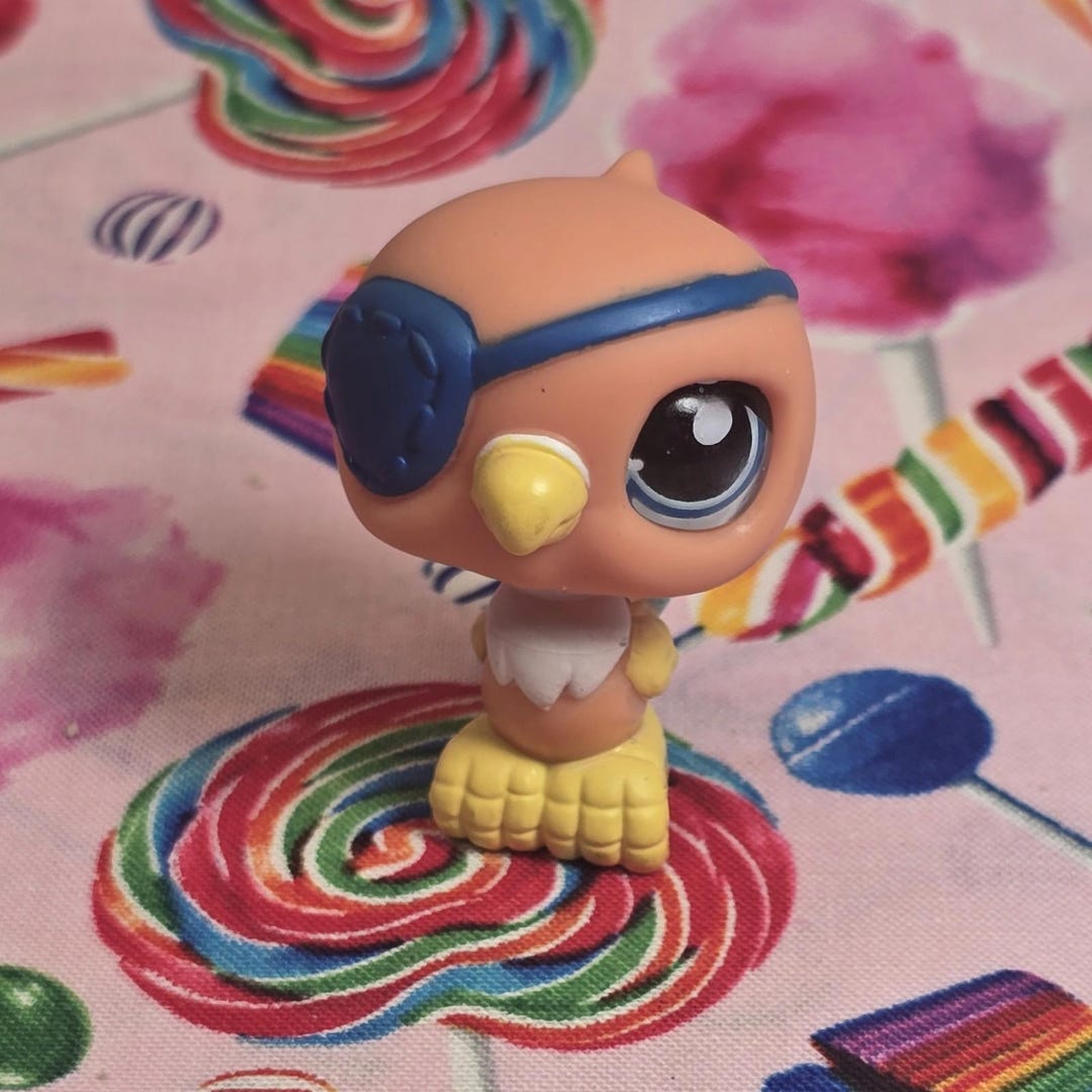 Littlest Pet Shop Authentic LPS #882 Red Parrot Glass Eye Patch Blue ...