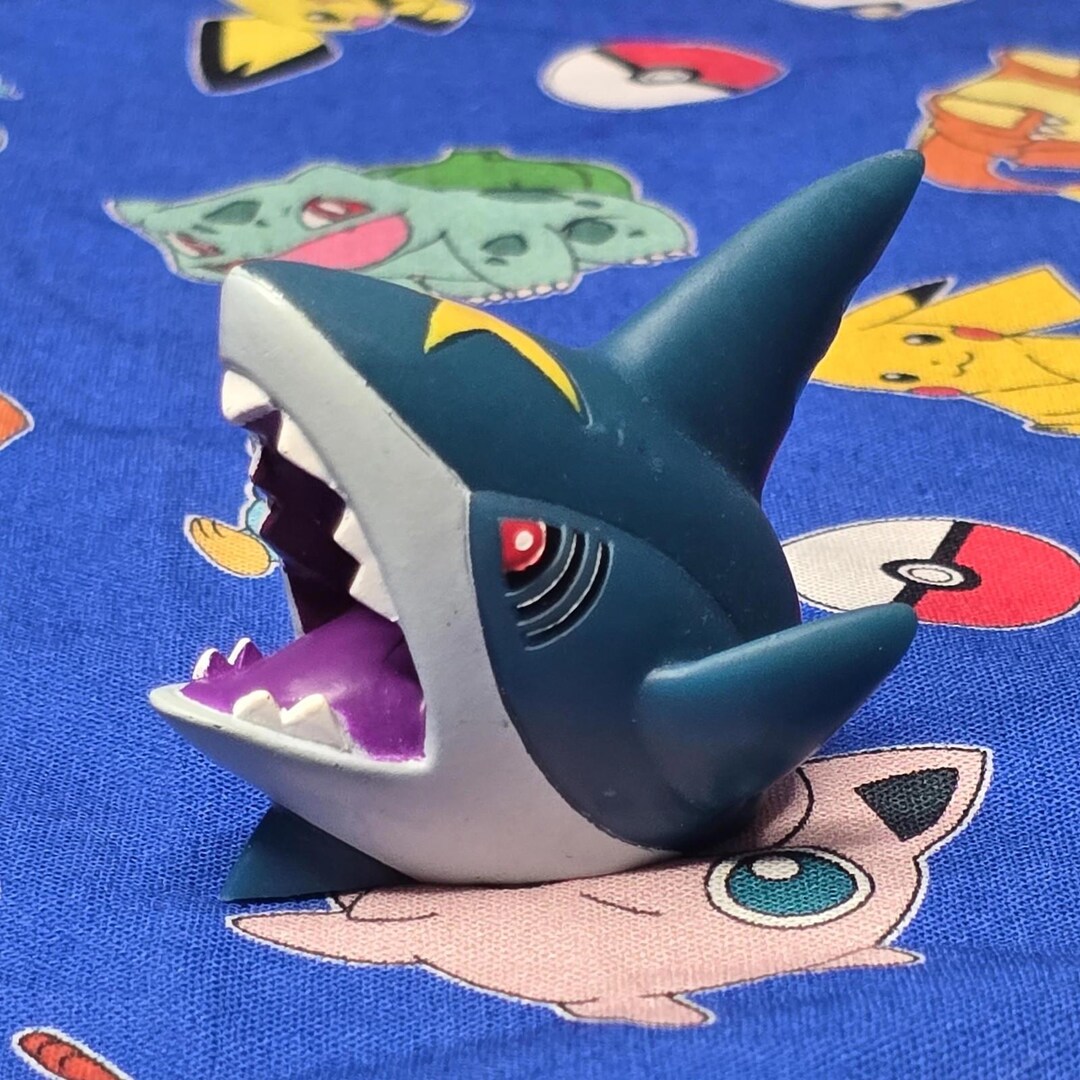 Pokemon Sharpedo Figure Finger Puppet 2003 Nintendo Bandai Vintage PVC ...