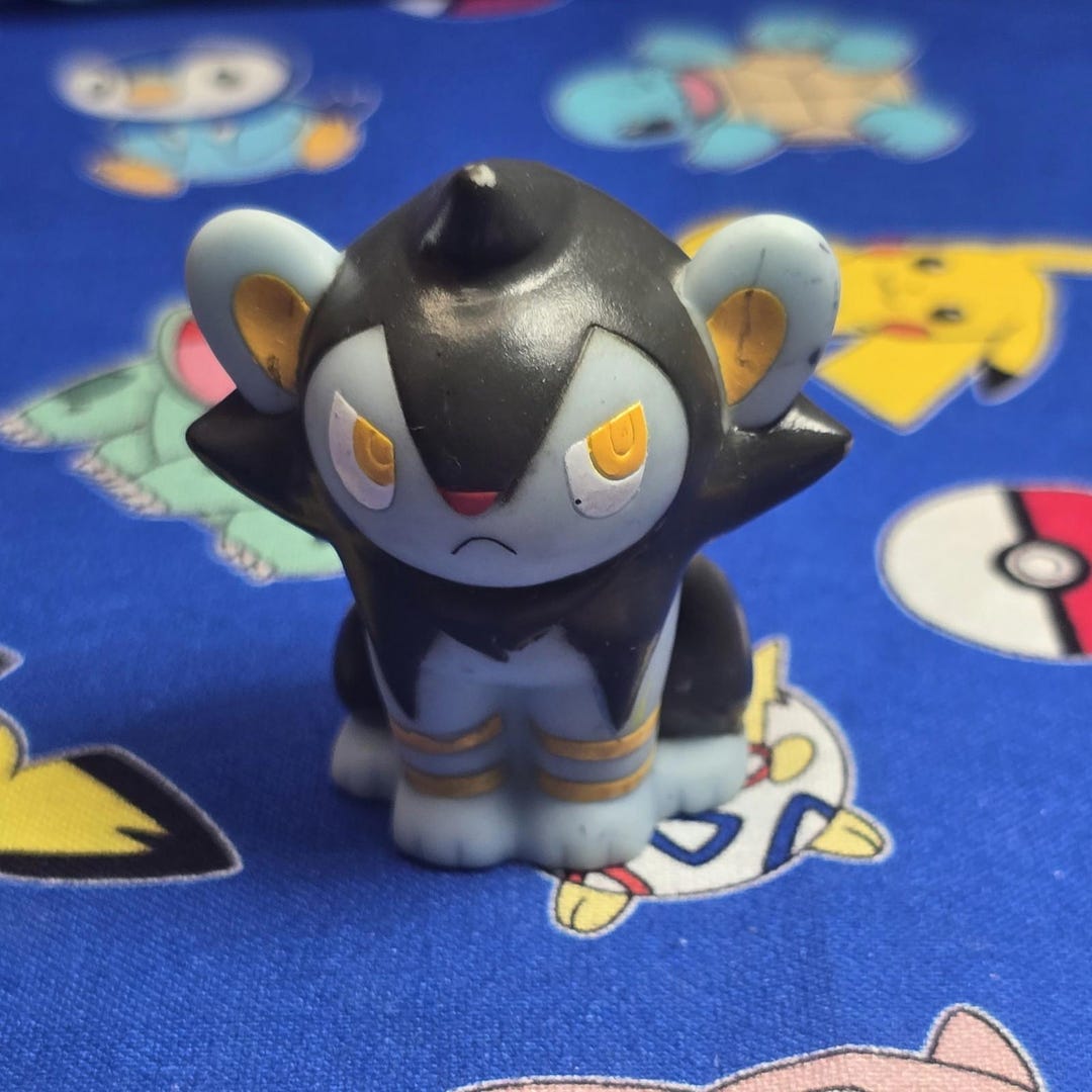 Pokemon Luxio Figure Finger Puppet 2006 Nintendo Bandai PVC Vintage ...