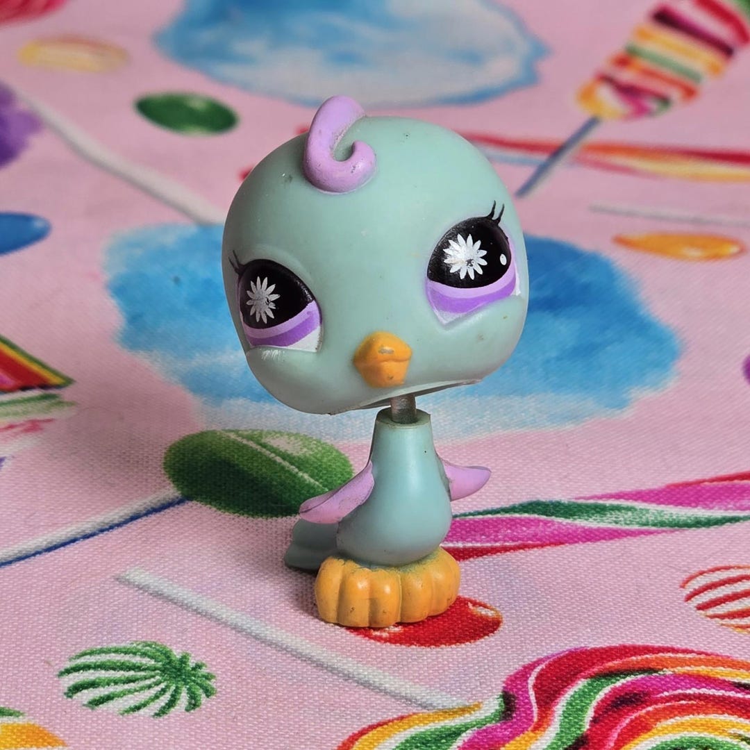 Littlest Pet Shop Authentic LPS #930 Parakeet Bird Blue Purple Flower ...