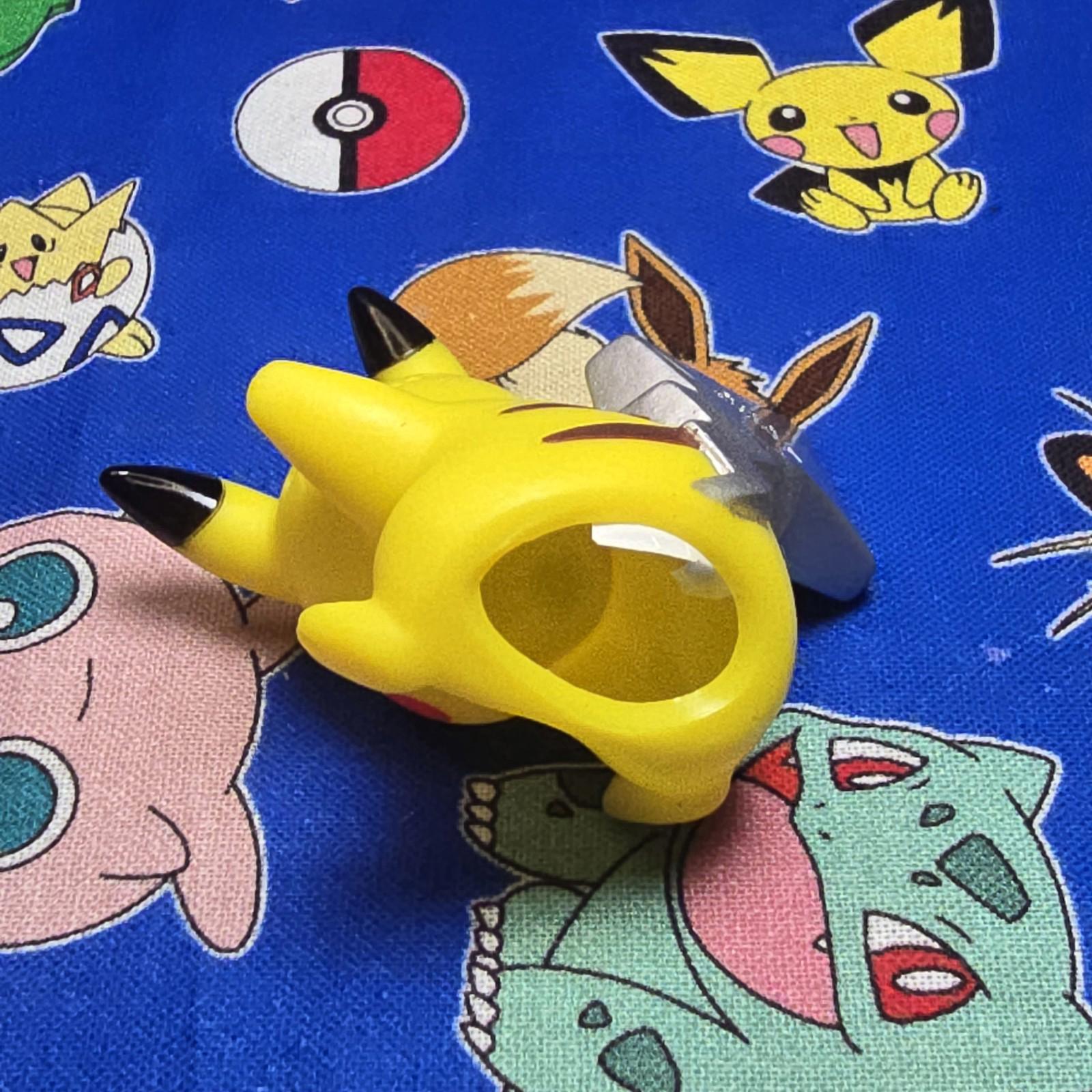 Pokemon Pikachu Figure Finger Puppet 2013 Nintendo Bandai PVC Japan USA ...