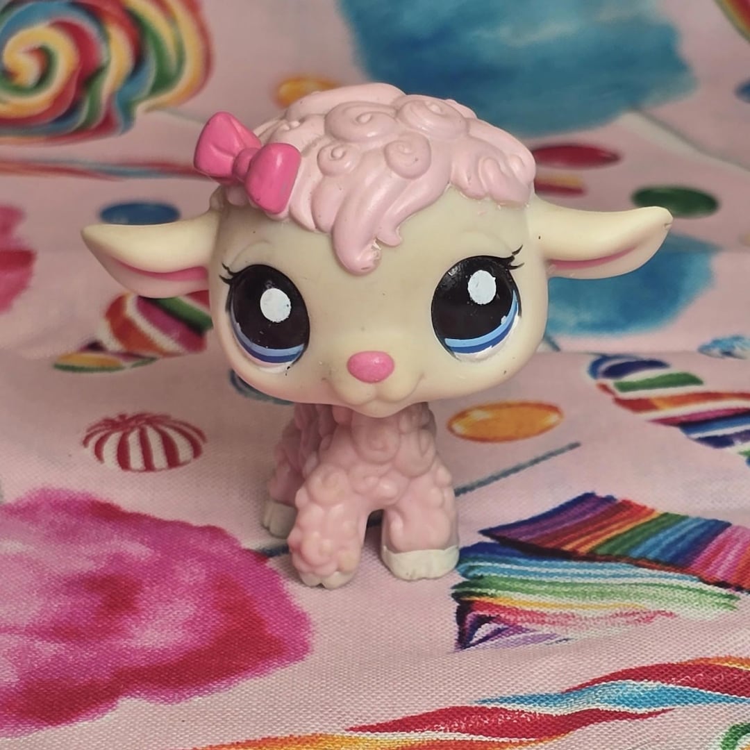 Littlest Pet Shop Authentic LPS #1999 Lamb Sheep Pink Blue Eye Walmart ...