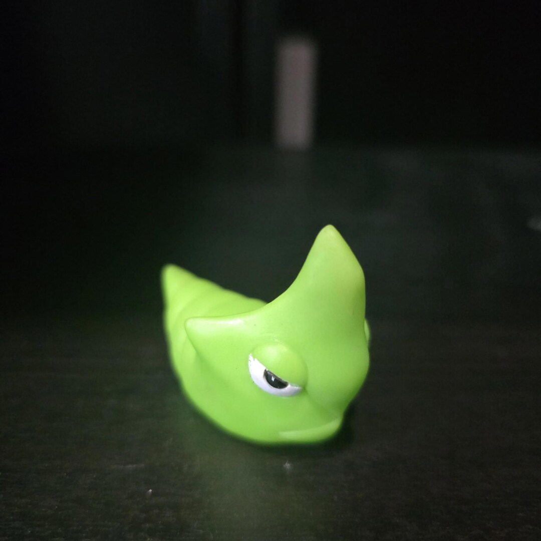 Pokemon Metapod Figure Finger Puppet 1997 Nintendo Bandai PVC Vintage ...