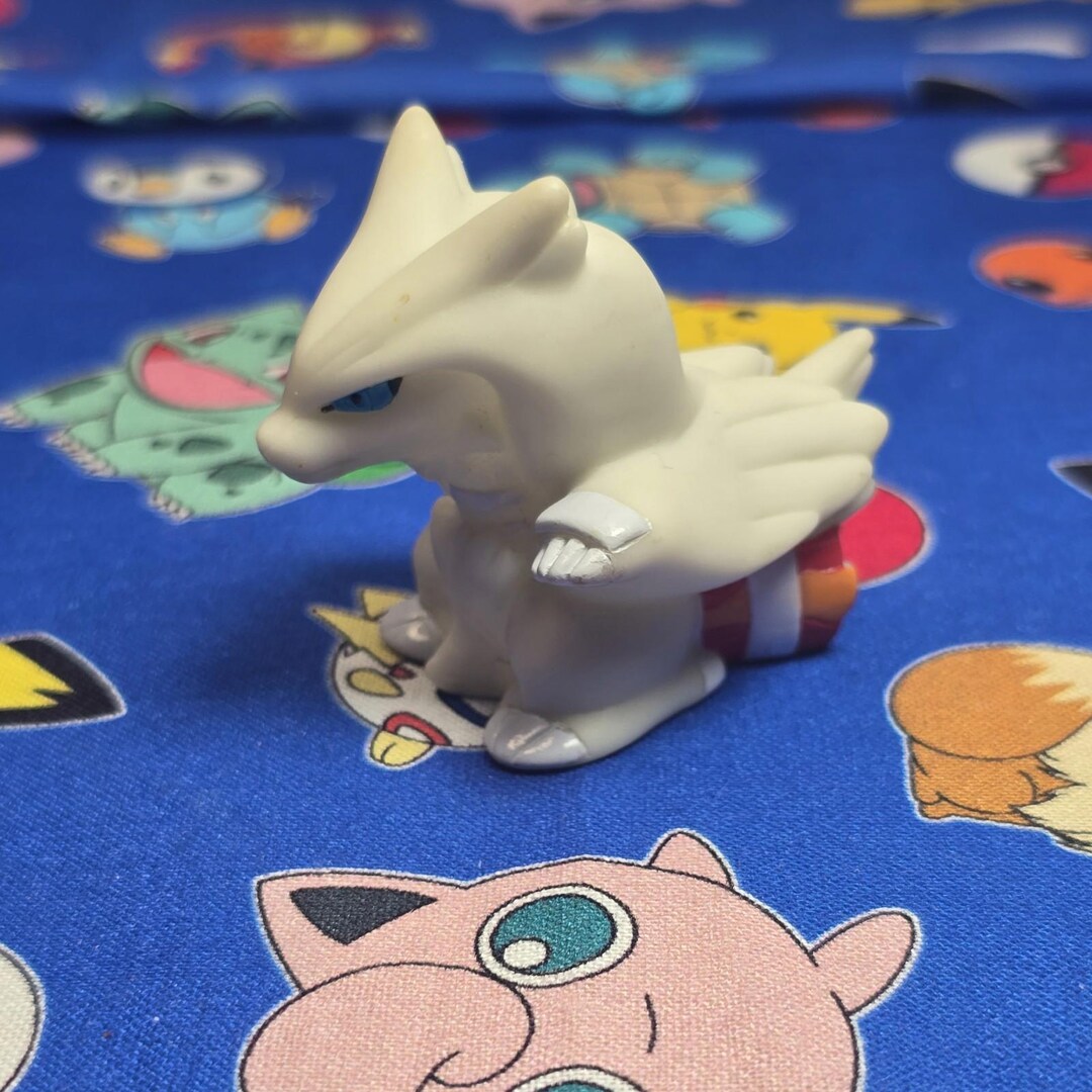 Pokemon Reshiram Figure Finger Puppet 2010 Nintendo Bandai PVC Japan ...