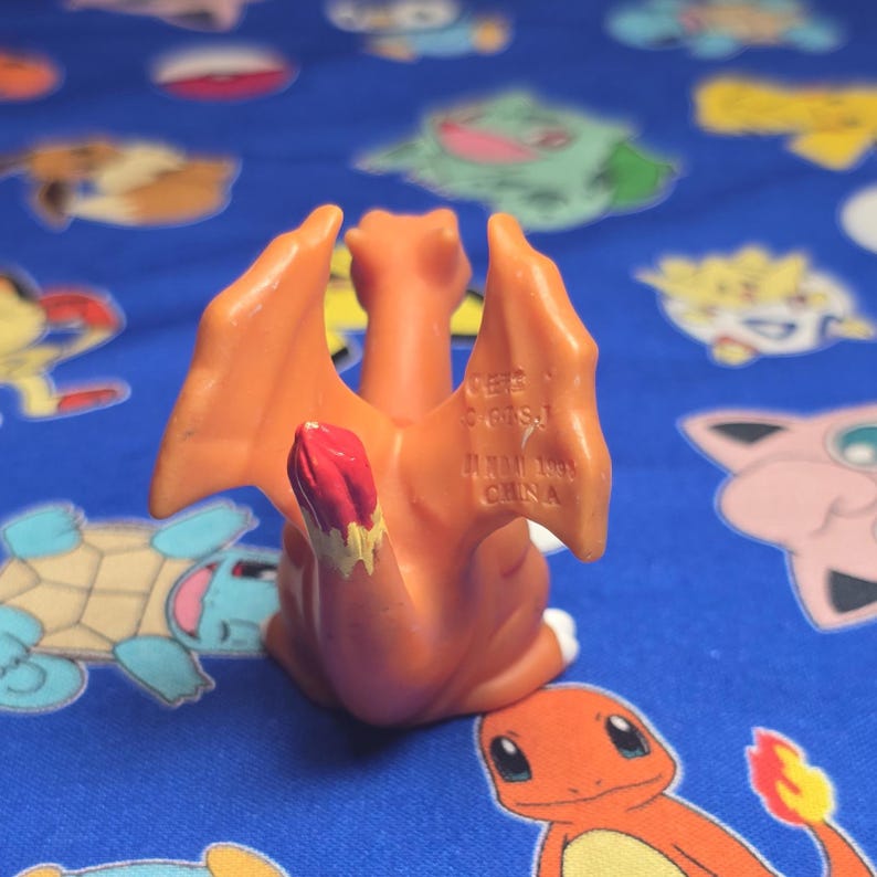 Pokemon Charizard Figure Finger Puppet 1998 Nintendo Bandai Vintage ...