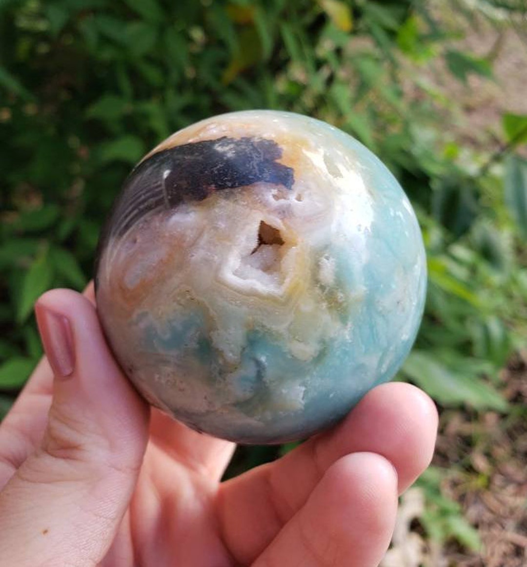 Sky Blue Quartz Sphere, Healing Crystals for Meditation, Reiki Crystal ...