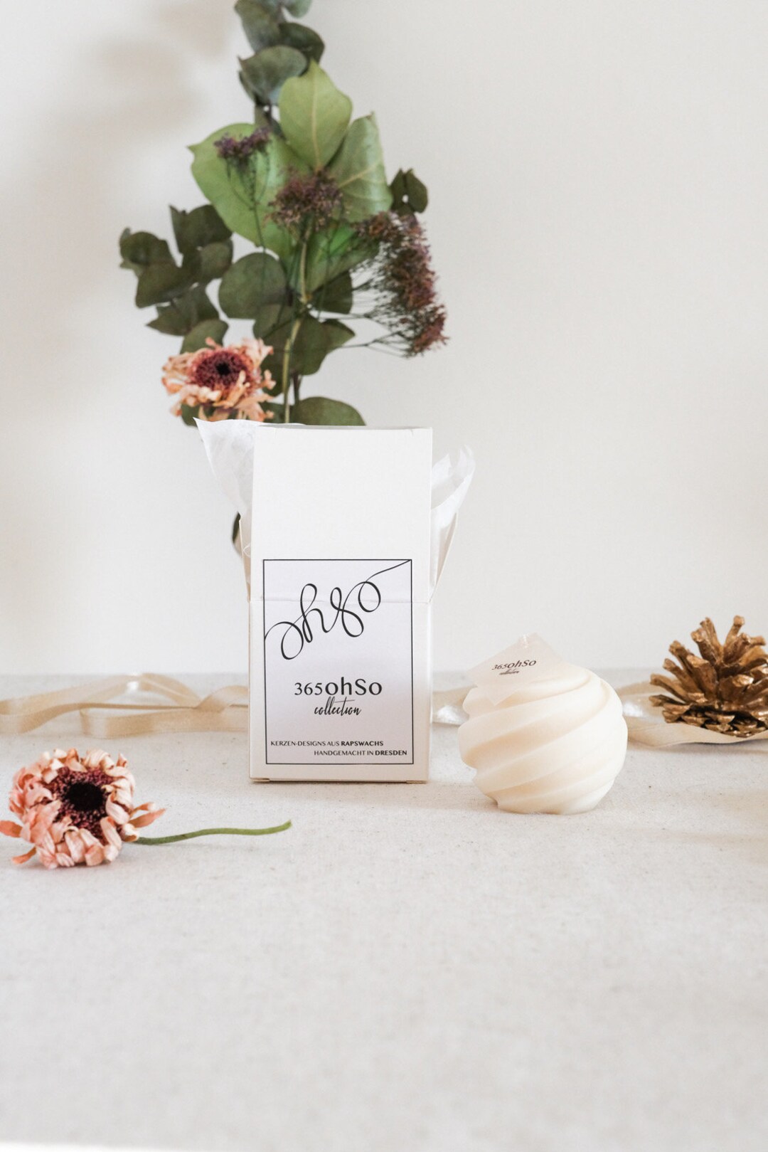 The Topping Twisted Candle in Ball Shape Minimalist Gift Idea ...