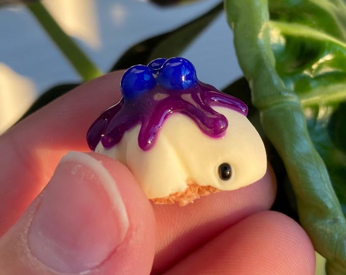 Blueberry Cheescake Frog figurine - Etsy