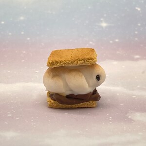 Smores Frog Figurine - Etsy