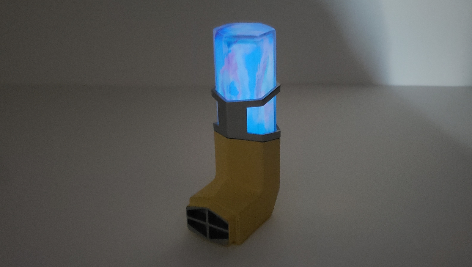 Starfield Boudicca Aid Chem, Glow-in-the-dark 1:1 Full Scale Prop ...