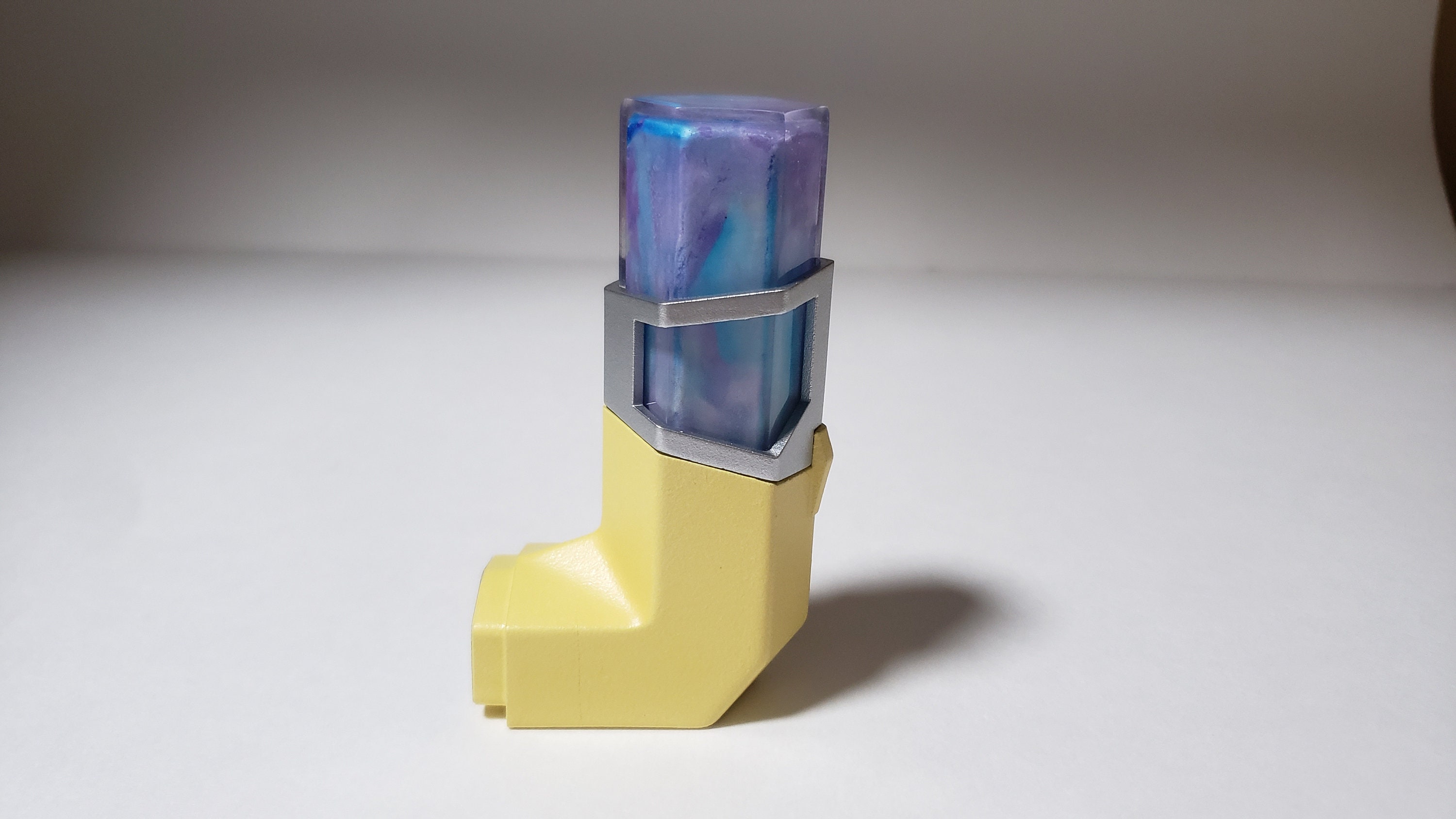 Starfield Boudicca Aid Chem, Glow-in-the-dark 1:1 Full Scale Prop ...