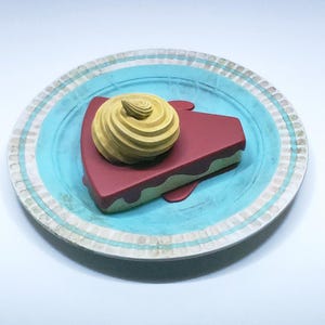 Perfectly Preserved Pie Fallout Inspired, 1:1 Full Scale Prop Replica ...