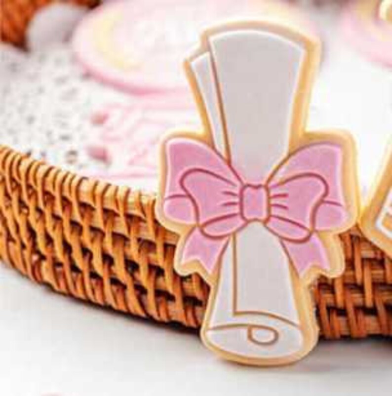 Diploma and Grad Cap Embossing Tile and Cookie Cutter Set - Etsy