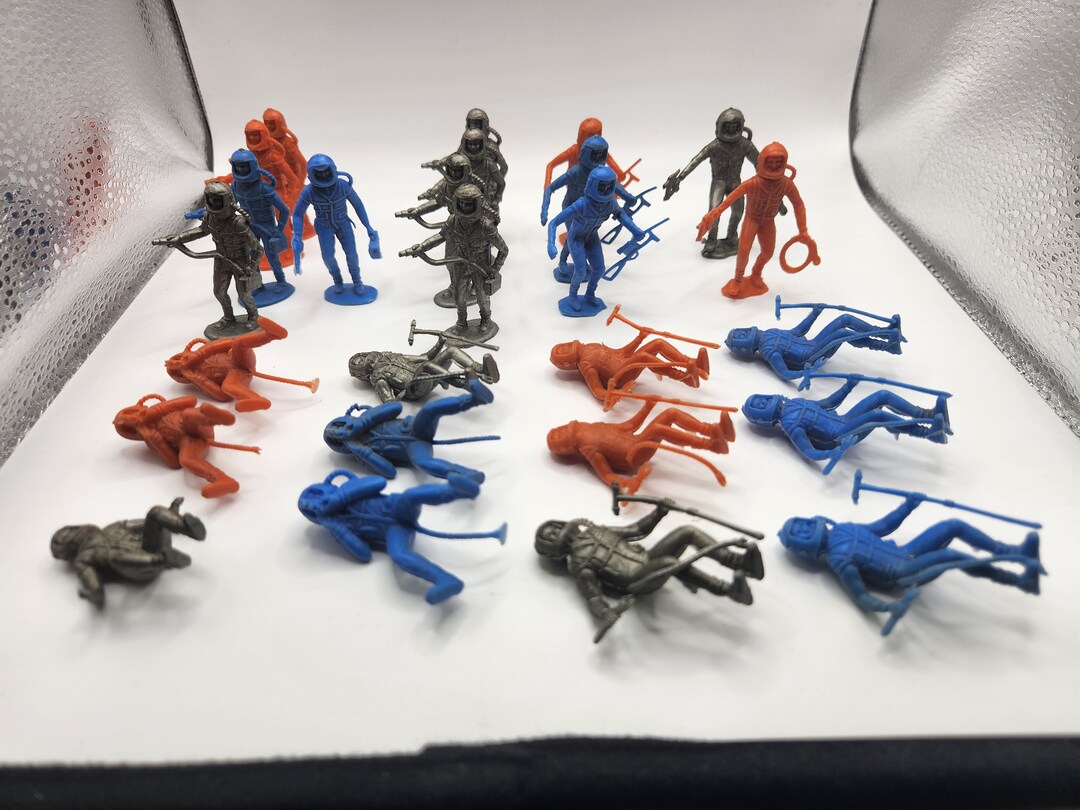 Lot of 1960s Plastic Spacemen - Most Marked Marx - 26 Pieces in All - Etsy
