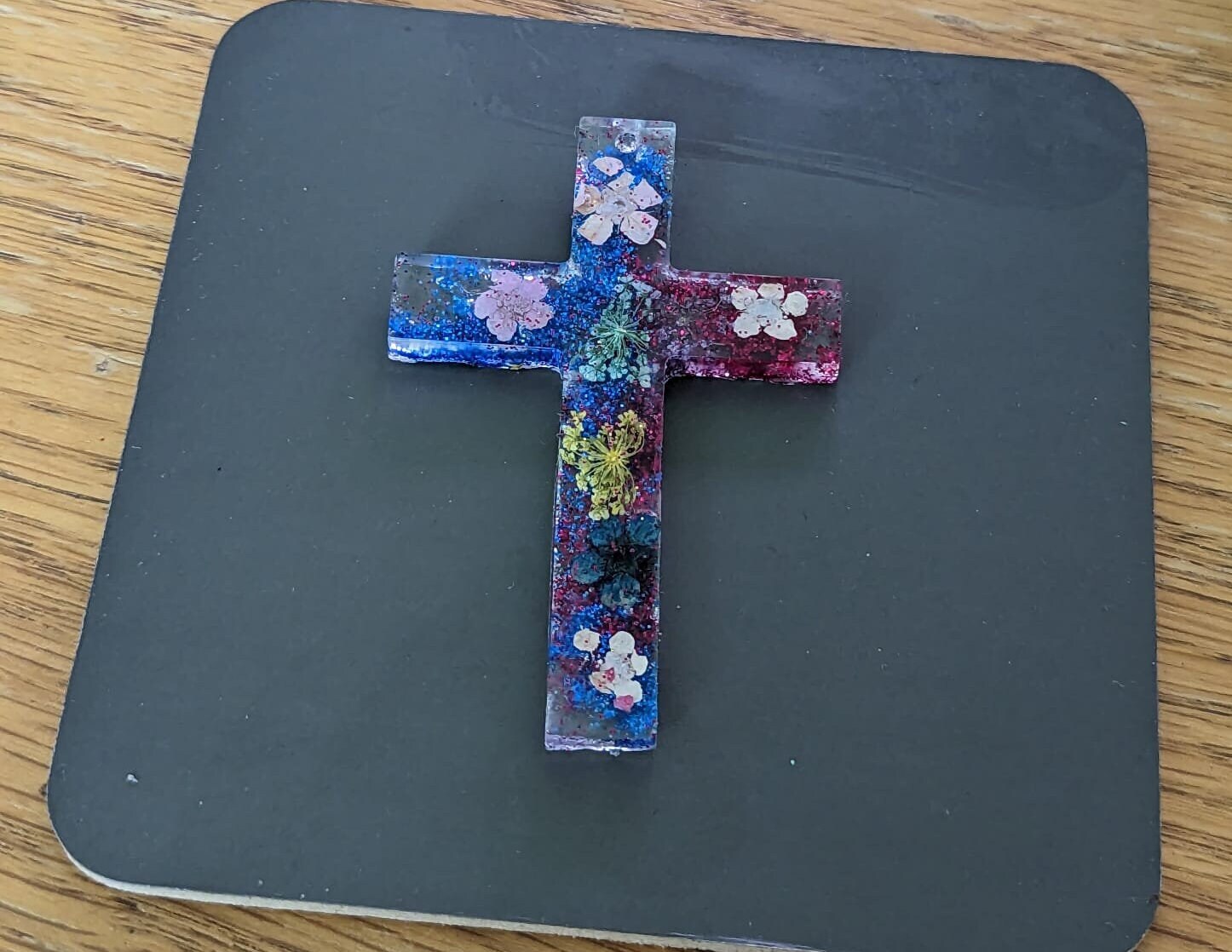Handmade Resin and Real Flower Cross Keyring - Etsy