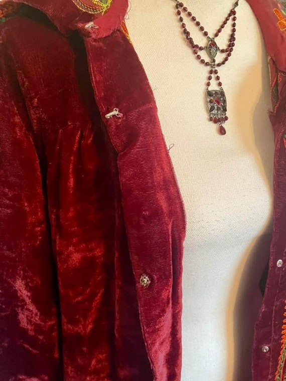 60s/70s Woodstock Era Velvet Embroidered Coat/Hippie/… - Gem